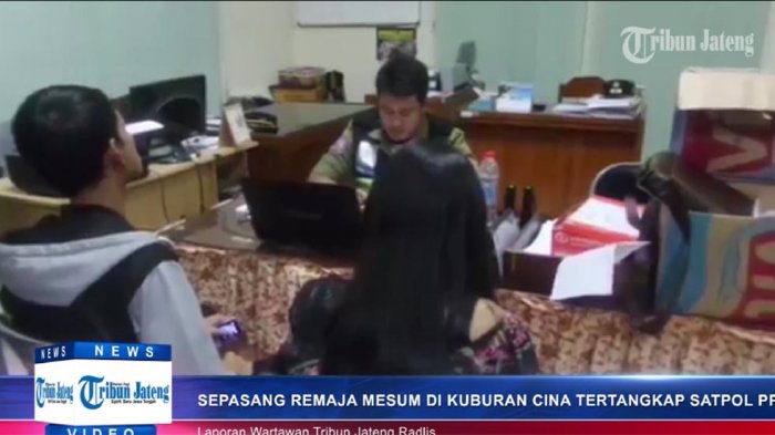 VIDEO Mesum Sepasang Remaja di Kuburan Cina Tepergok Satpol PP Kota ...