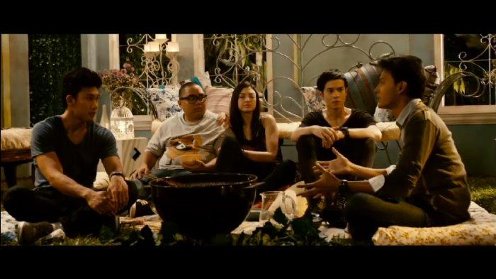 Sinopsis 5 CM, Tayang di Movievaganza Trans 7 Pagi Ini Jam 08.00 WIB ...