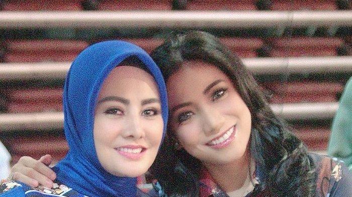 7 Potret Siti Rahmawati Juri D'Academy 5, Adik Pedangdut Cici Paramida ...