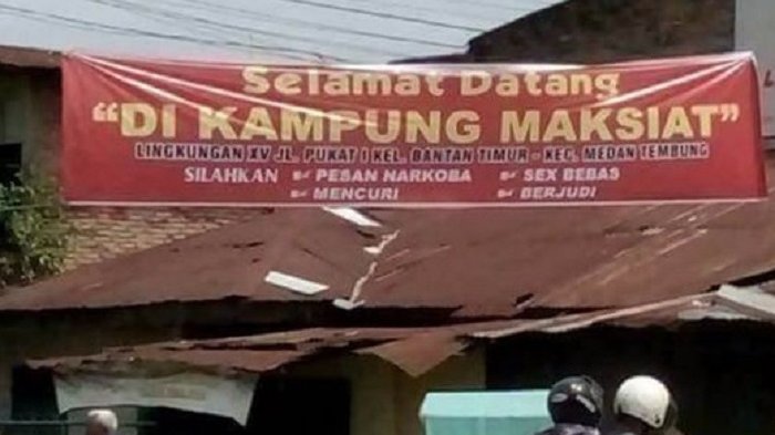 Heboh Spanduk Bertuliskan 'Selamat Datang di Kampung Maksiat', Ini 6 Fakta di Baliknya ...