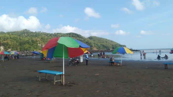 Rekomendasi Wisata Pantai di Cilacap, Pantai Congot Foto Estetik! Tiket ...