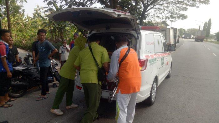 BREAKING NEWS : Diduga Sopir Mengatuk, Mobil Boks Indomaret Senggol ...