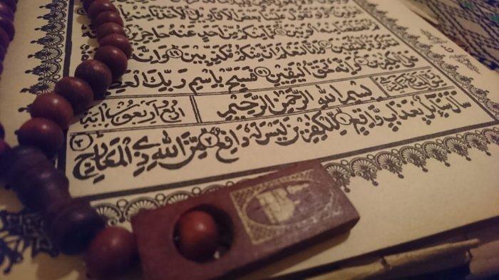 Surat Al Ma'arij Lengkap Arab Latin dan Artinya - Tribunjateng.com