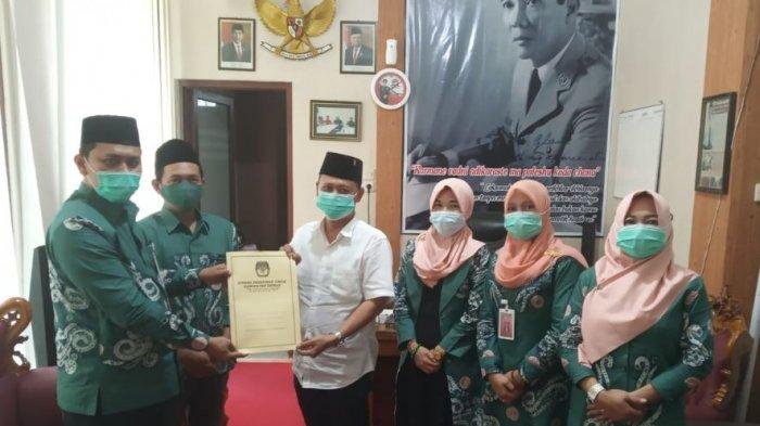 KPU Demak Serahkan Surat Pengusulan Pengesahan Pengangkatan Paslon ...