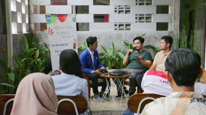 Mahasiswa Udinus Semarang Perkenalkan Strategi Branding Melalui Cafe ...