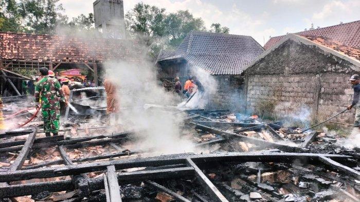 Dua Rumah di Kabupaten Blora Terbakar, Kerugian Ditaksir Capai Rp 1 Miliar - Tribunjateng.com