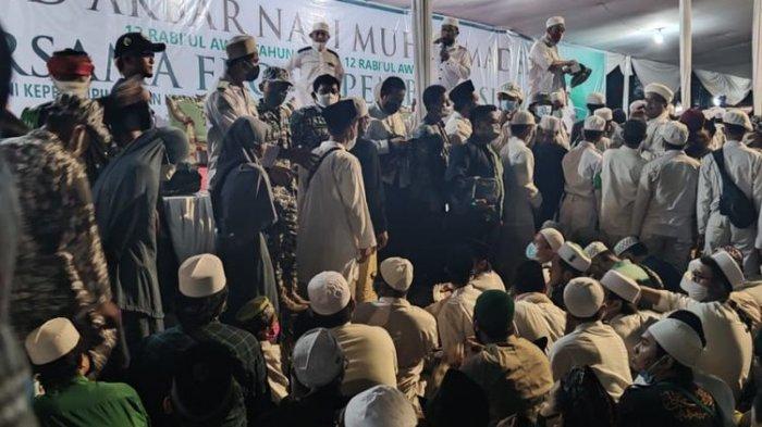 Tamu Padati Acara Pernikahan Putri Habib Rizieq Shihab, Jalan KS Tubun Ditutup Total ...