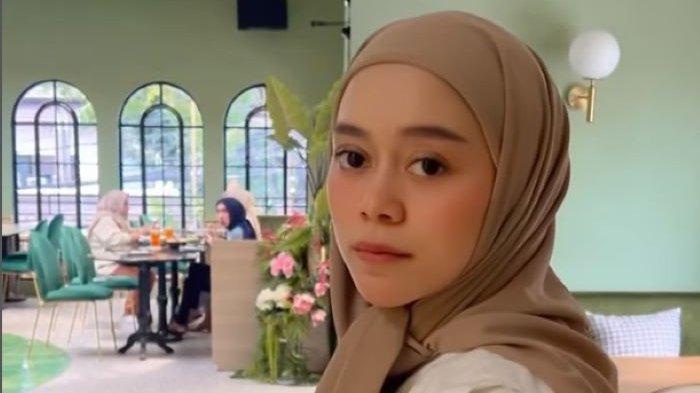Tanggapan Lesty Kejora Terkait Meme Dirinya yang Viral 'Begini ...