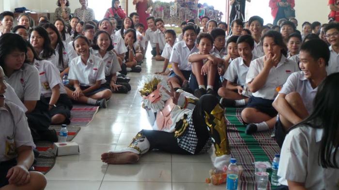 Drama Wayang Cosplay Hibur SMP St Yoris - Tribunjateng.com