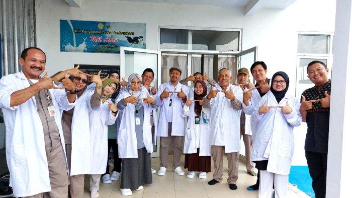 Dukung Program Susu Gratis Halal Center UIN Saizu Dampingi Sertifikat ...