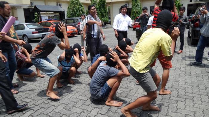 10 Begal Ini Bacok Korbannya di Musala - Tribunjateng.com