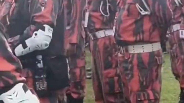 Viral Pasukan Brimot PDIP Disebut Mirip Brimob, Hasto Kristiyanto Beri ...