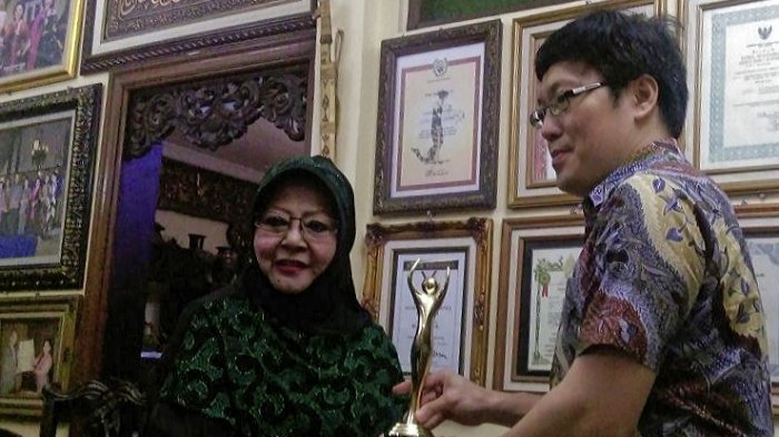 INI Kabar Terbaru dari Waldjinah Ratu Keroncong Indonesia ...