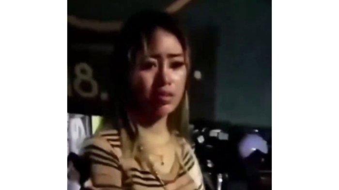 Wanita Mabuk Ugal-ugalan Naik Mobil, Nyaris Tabrak Kelompok Pengajian di Pekalongan ...