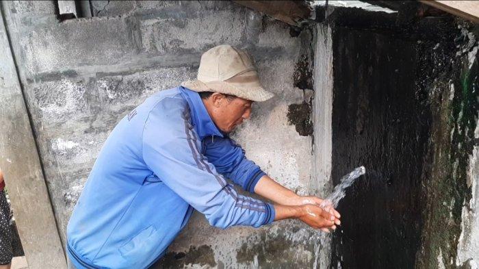 Cara Unik Warga Bitingan Banjarnegara Cabut Bulu Hewan Kurban Pakai ...