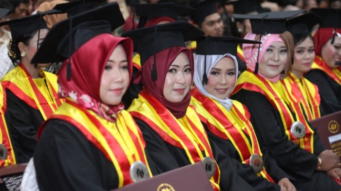 Semangat Romo Mangun Ditanamkan Kepada Wisudawan Polteka Mangunwijaya ...