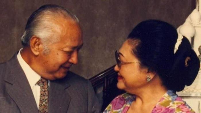 Kisah Ibu Tien Soeharto Sempat Dibawa ke Kandang Kambing Sebelum ...
