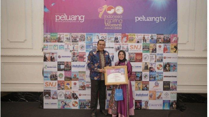 Presdir KAN Jabung Syariah Jawa Timur Raih Penghargaan 100 Perempuan Womenpreneur Menginspirasi ...