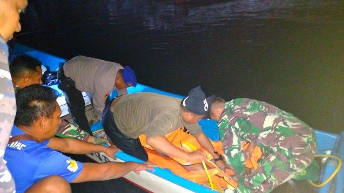 Perahu Terdampar Hingga Pecah di Teluk Prigi Trenggalek, Satu Nelayan Tewas Satu Hilang ...
