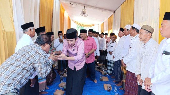 Para Guru Ngaji Deklarasi Dukung Gus Fawait di Pilkada Jember 2024 - tribunjatim-timur.com