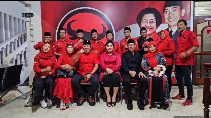 Bupati Hendy dan Gus Firjaun Yakinkan PDIP Menang Pilkada Jember 2024 - tribunjatim-timur.com