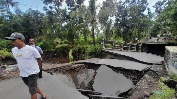 18 Jembatan di Lumajang Rusak Akibat Banjir Lahar Semeru - tribunjatim-timur.com