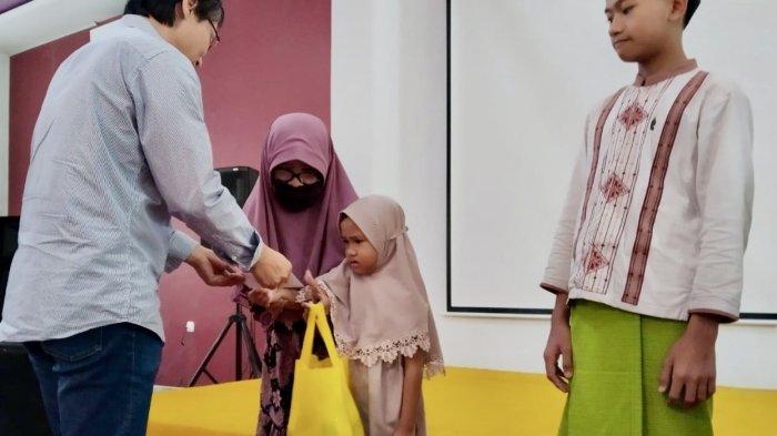 Menjelang Lebaran, Inaco Bagikan Ratusan Bingkisan Untuk Anak Yatim dan Warga Kurang Mampu ...