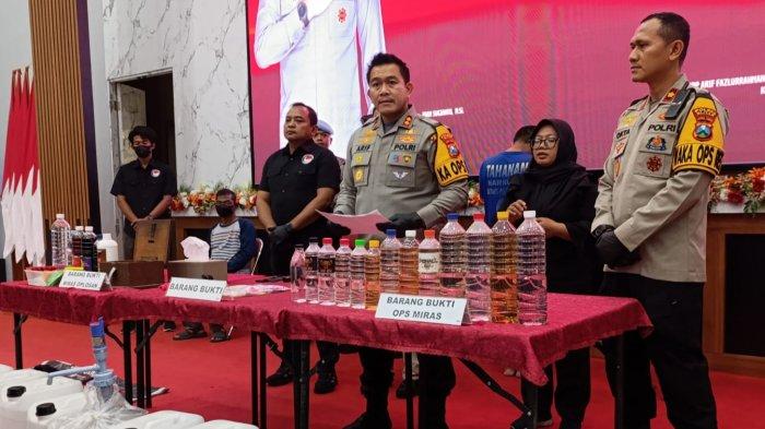 Polisi Blitar Tangkap Penjual Miras Oplosan dan Pengedar Narkoba - tribunjatim-timur.com