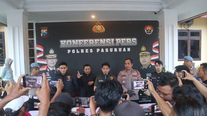 Polisi Kembali Tangkap Pelajar yang Bawa Senjata Tajam Untuk Tawuran - tribunjatim-timur.com