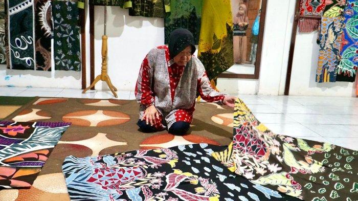Risma Terpesona Keindahan Batik Khas Kabupaten Probolinggo : Cantik ...