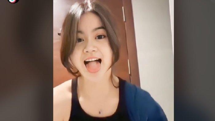 Viral Video Seleb TikTok Kayes Berdurasi 15 Detik, Warganet Soroti Pakaian Selebgram ...