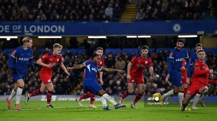 Pujian Pochettino untuk Gol Sterling di Laga Lawan Preston, Sandingkan ...