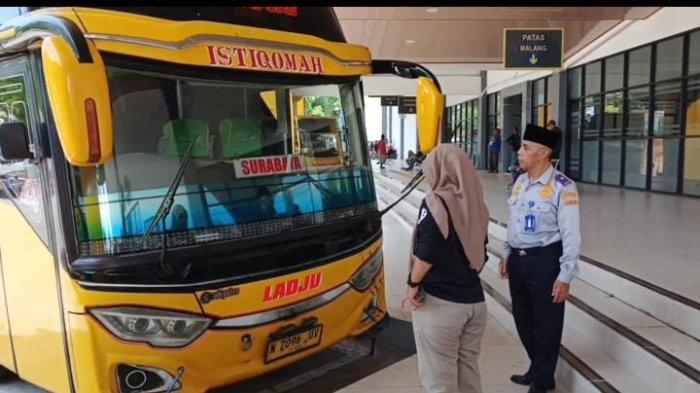 Hadapi Arus Mudik, Petugas Terminal Tawang Alun Jember Rutin Gelar ...