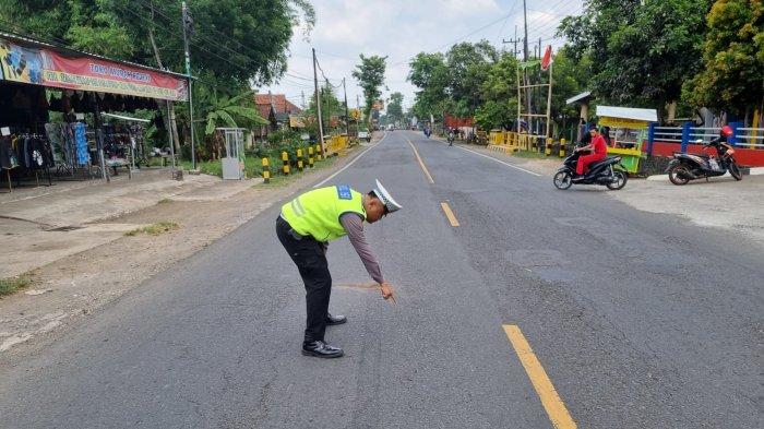 Kakek Umur 60 Tahun Tewas Jadi Korban Tabrak Lari di Jember - tribunjatim-timur.com