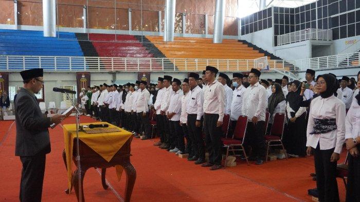 Ribuan PPS di Gresik Resmi Dilantik, KPU Berpesan agar Berintegritas ...