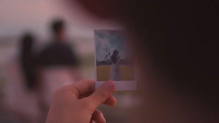 Lirik Lagu dan Chord Ukulele A Piece of You - Nathaniel Constantin ...