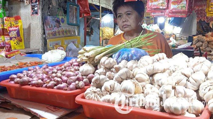Awal Ramadan 2024, Cabai Merah Besar di Pasar Jember Langka, Harga ...