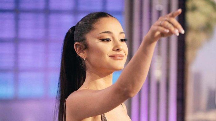 Terjemahan dan Lirik Lagu We Can’t Be Friends - Ariana Grande, Viral di TikTok: Wait For Your ...