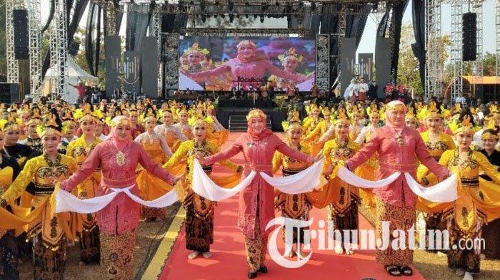 Tari Bedoyo Putri Mojosakti Mojokerto di MajaFest 2023 Berhasil ...