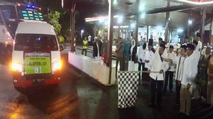 25 Bus Calon Jemaah Haji dari Tulungagung Sudah Diberangkatkan, 3 Orang ...