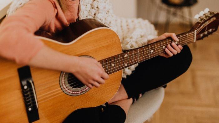 Chord dan Lirik Lagu Iming-Iming - Rita Sugiarto, Viral di TikTok: Kau ...