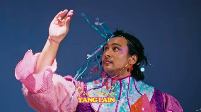 Chord Lagu Dari Planet Lain - Sal Priadi, dari Kunci C: Kau Memang dari ...