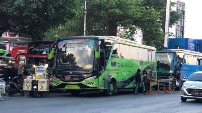 Bikin Resah Wisatawan, Pengamen Jalanan di Kota Batu Nekat Ngamen di dalam Bus Pariwisata ...