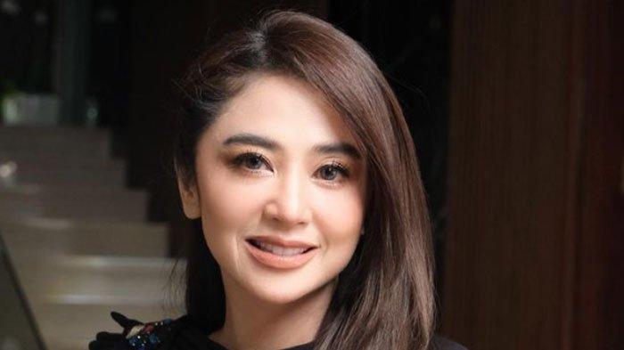 Dewi Perssik Pamer Hasil USG Buktikan Tak Mandul, Singgung Karma, Inul ... Dewi Perssik Pamer Hasil USG Buktikan Tak Mandul, Singgung Karma, Inul ...