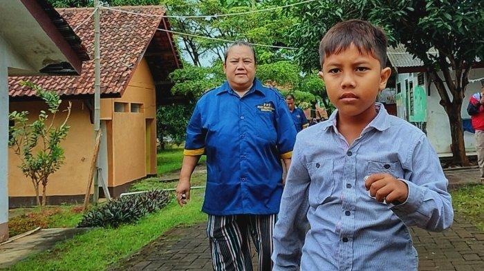 Diusir Mertua, Wanita Diasingkan dari Negara Sendiri bareng Anak, 9 ...