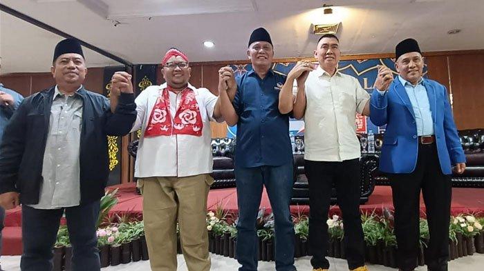 Fraksi Damai Dukung Abah Anton Maju sebagai Bakal Calon Wali Kota ... Fraksi Damai Dukung Abah Anton Maju sebagai Bakal Calon Wali Kota ...