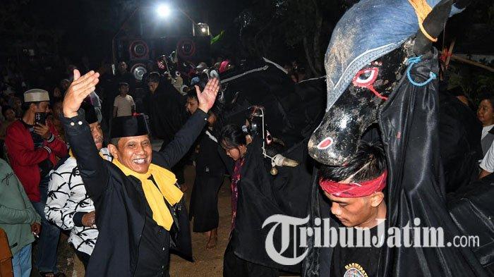 Disambut Mberot, Abah Gun Sapa Warga Malang, Gaungkan Transformasi UMKM ...