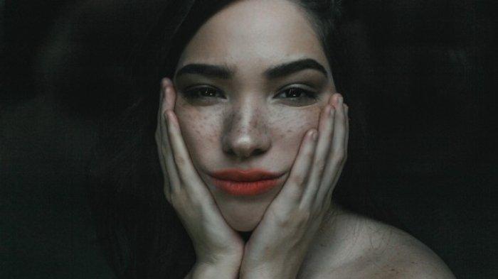 Mengenal Arti Kata Absurd yang Sudah Tercatat di Kamus Bahasa Indonesia ...