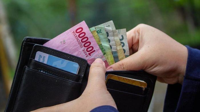 Prediksi UMK Jatim 2025 Bakal Naik Sekitar 6 Persen Lagi? Cek Upah 2024 ...