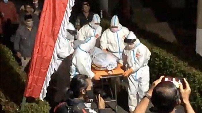 Jenazah Eddy Rumpoko Dipindah ke Pemakaman Keluarga di Kota Batu, Tak ...